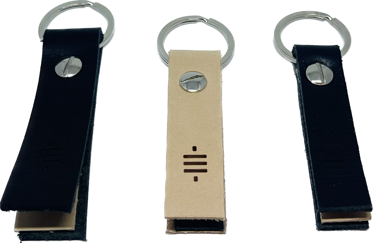 Satsymbol Handmade Leather Keychain – SatoshiStore.io